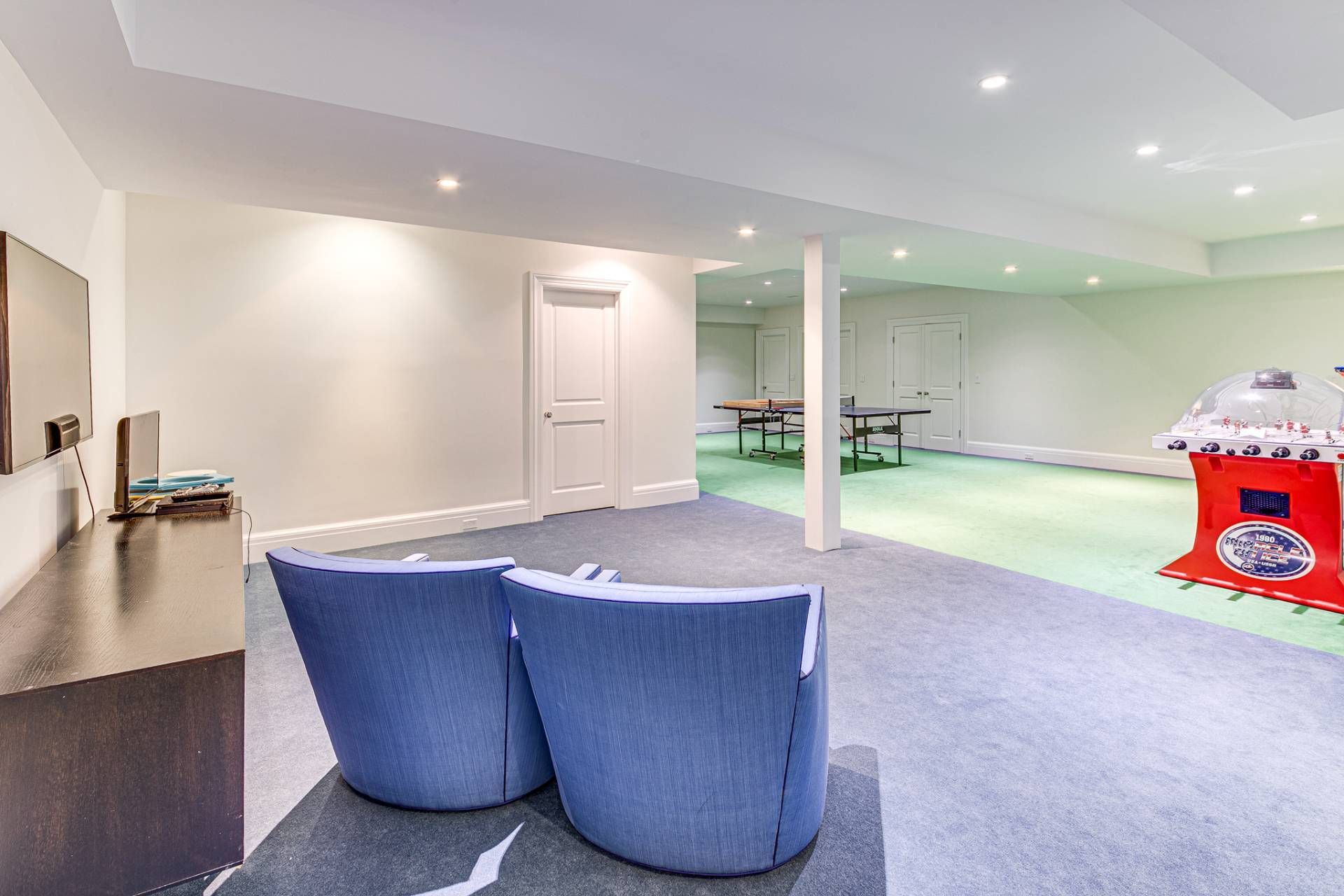 99 Fairfield Pond Ln in Sagaponack | Out East