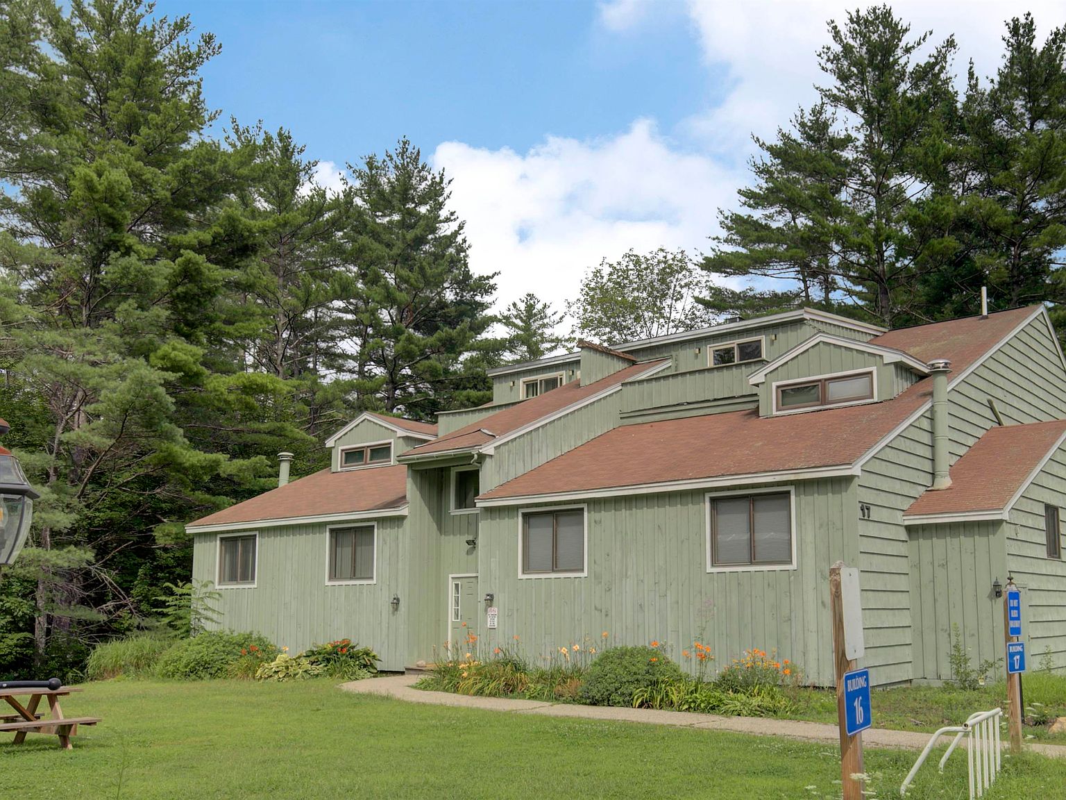 17C Seasons at Attitash Road, Bartlett, NH 03812 | Zillow