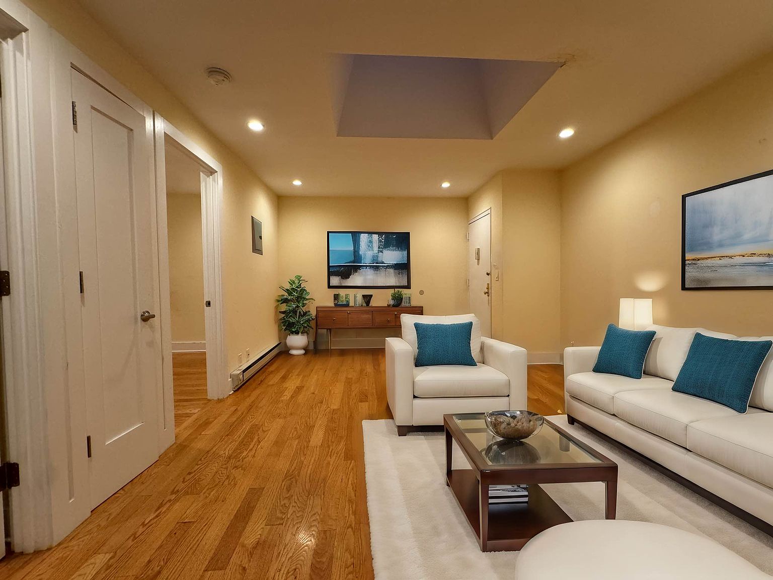 1545 White Plains Rd APT 3G, Bronx, NY 10462 | Zillow