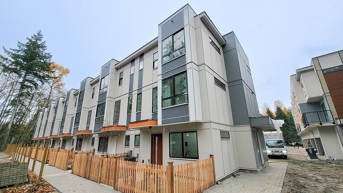 13895 64th Ave #33, Surrey, BC V3W 0R7 | MLS #R2880874 | Zillow