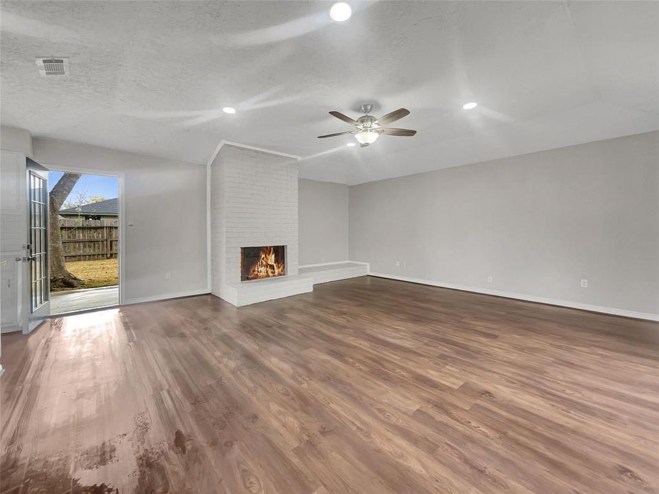 16307 Tibet Rd, Friendswood, TX 77546 | MLS #85826242 | Zillow