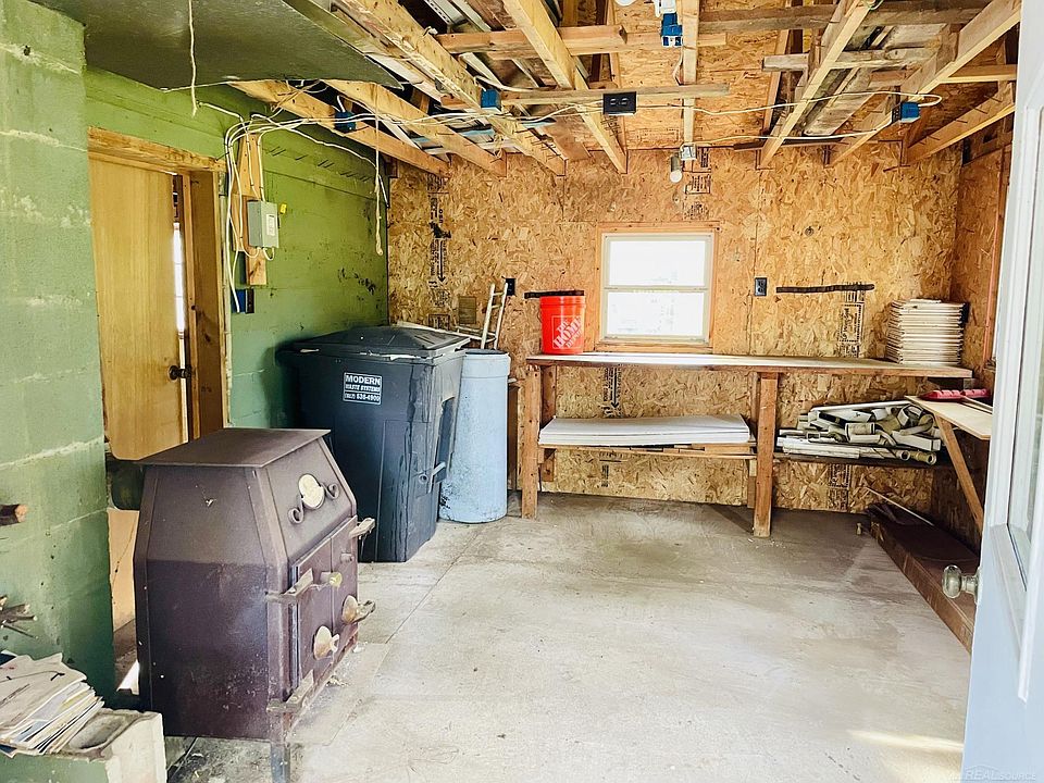 300 W Main St, North Adams, MI 49262 | MLS #50122371 | Zillow