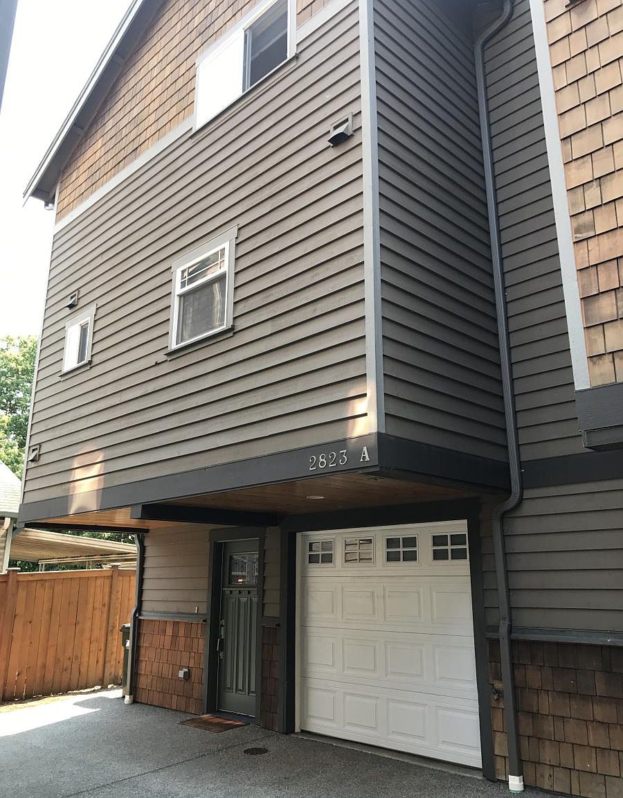 2823 SW Adams St UNIT A, Seattle, WA 98126 | Zillow