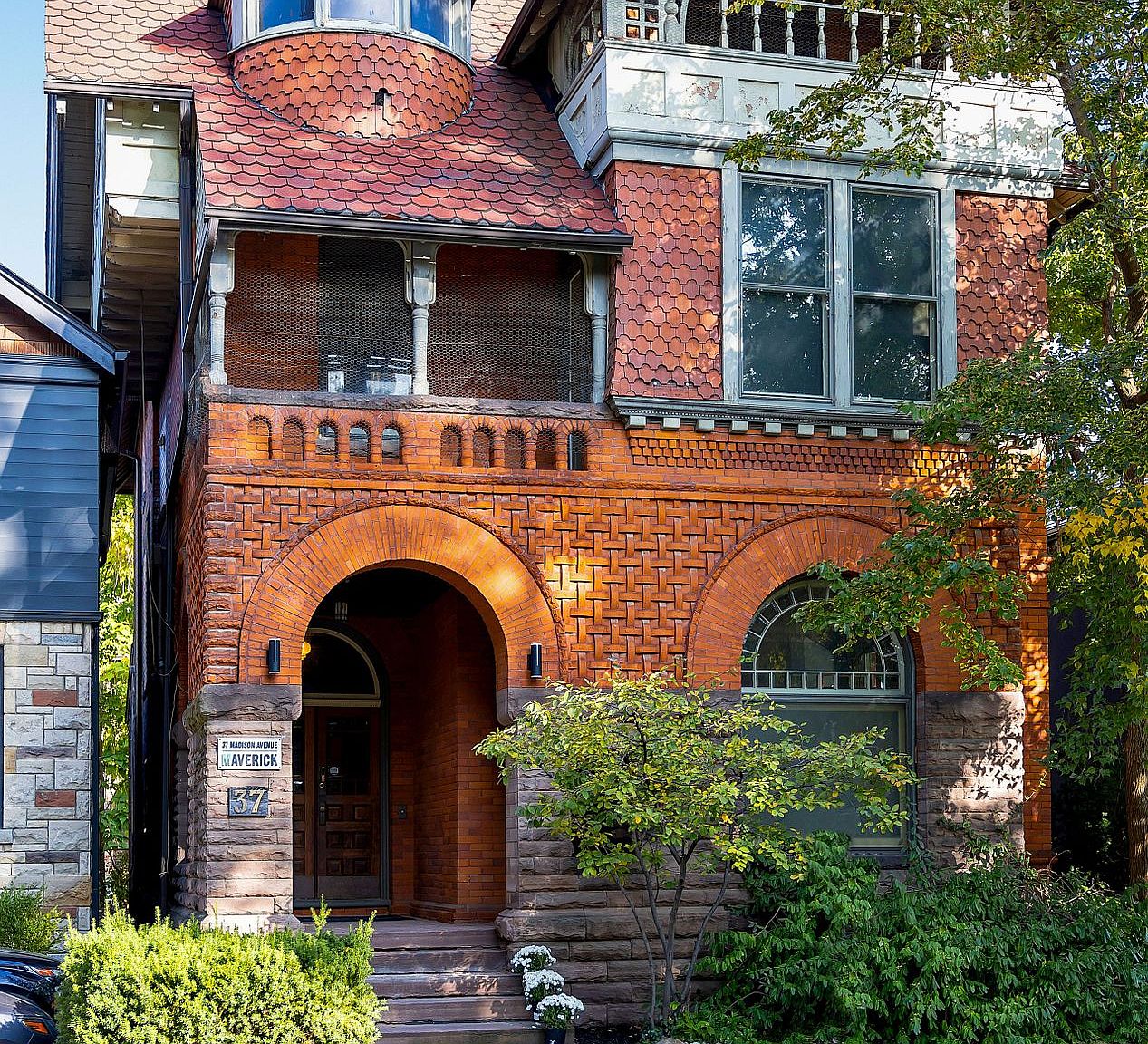 37 Madison Ave, Toronto, ON M5R 2S2 | MLS #C9416378 | Zillow