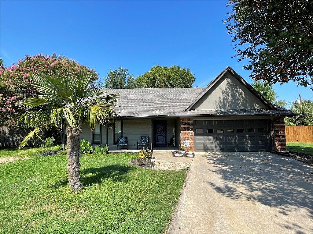 709 Clover Ct, Keller, TX 76248 | Zillow