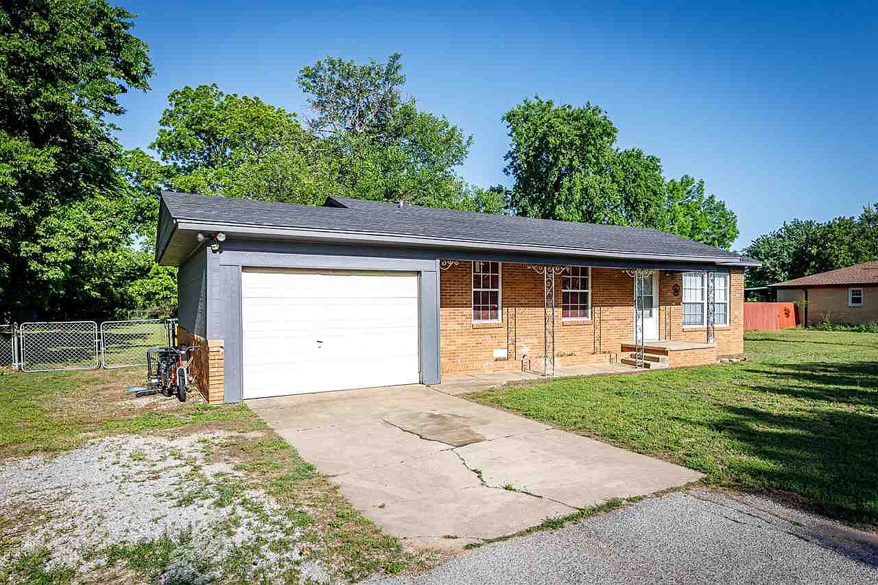 212 N North St, Duncan, OK 73533 | Zillow
