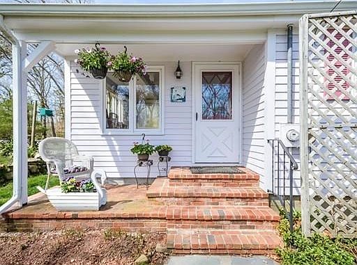 23 Billington Sea Rd, Plymouth, MA 02360 | Zillow