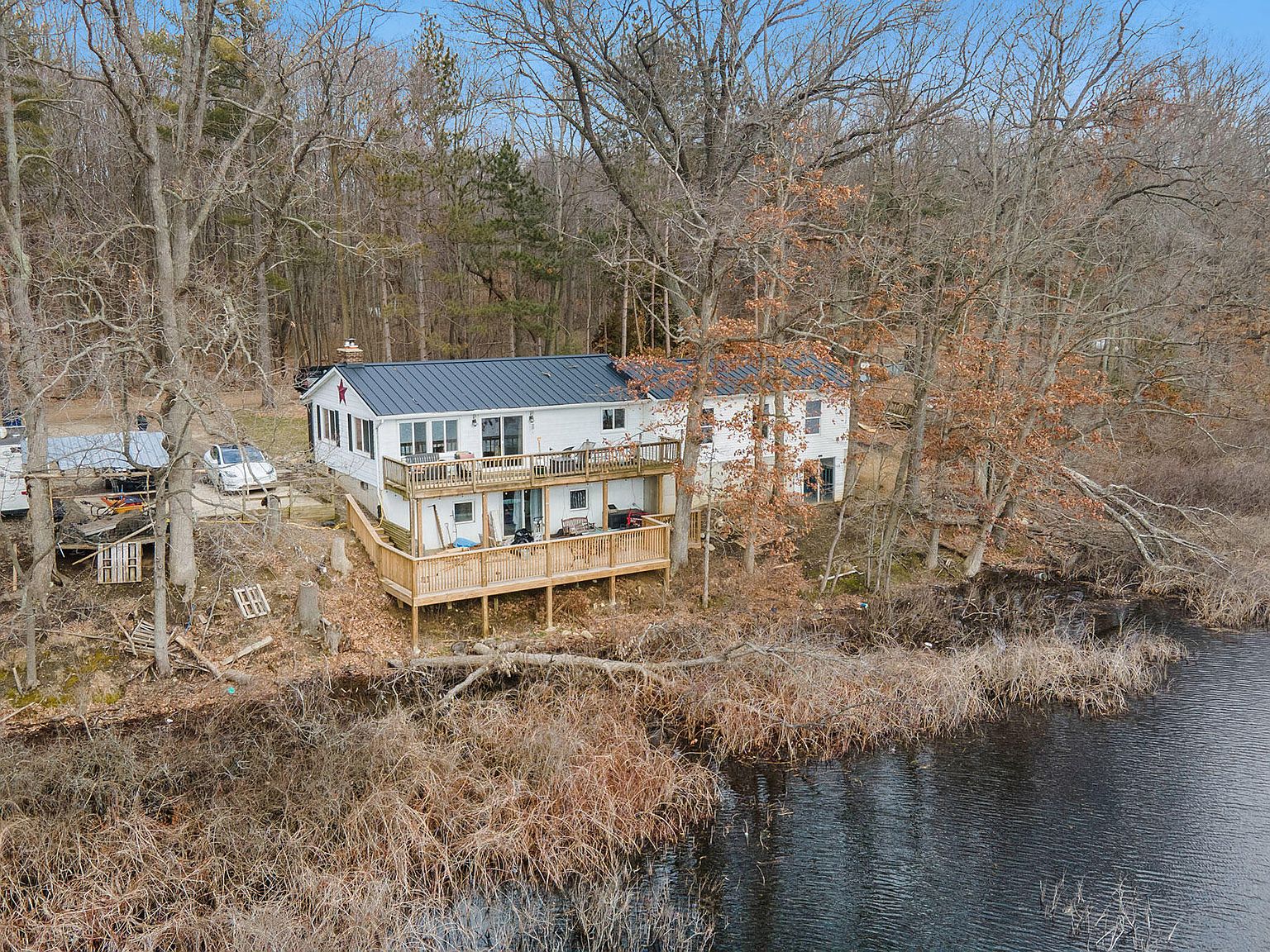 1335 W Sheffield Rd, Hickory Corners, MI 49060 | Zillow