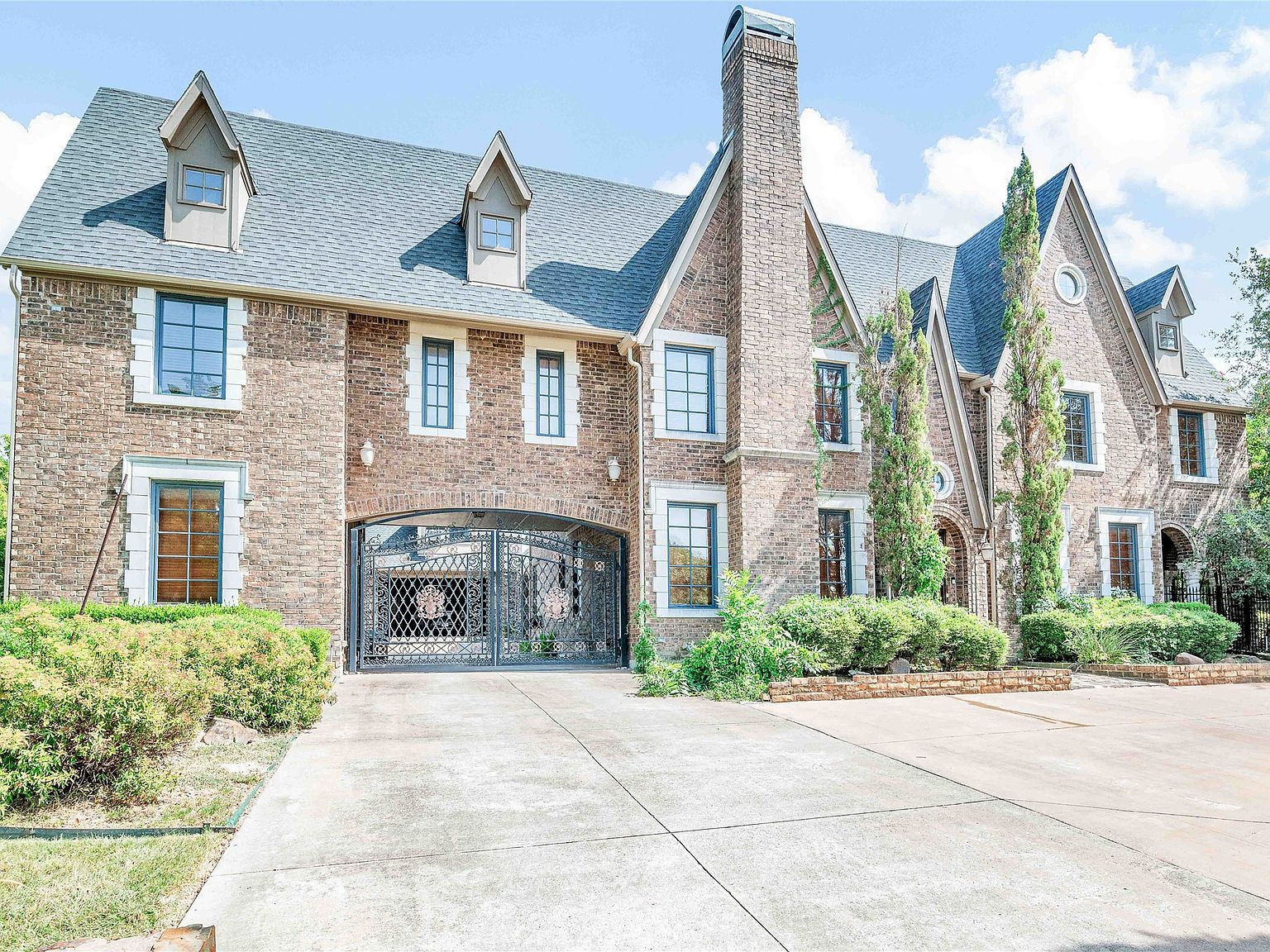 22 Dunrobin, Garland, TX 75044 | MLS #20679204 | Zillow