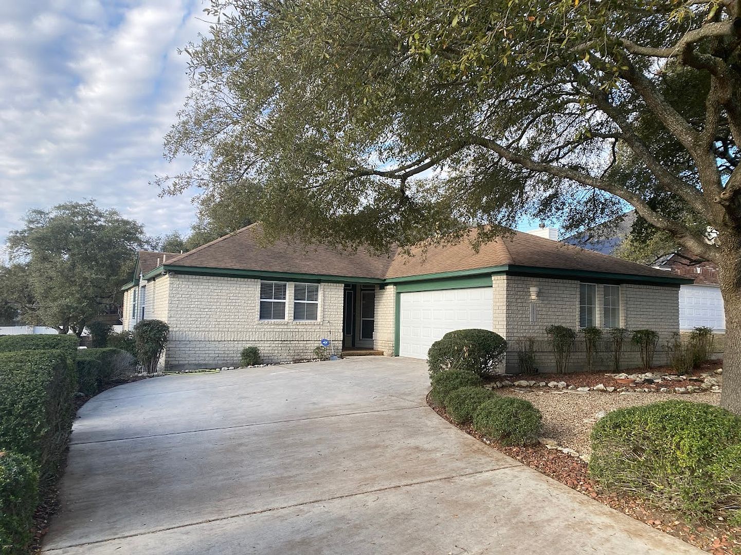 13515 Demeter, Universal City, TX 78148 | Zillow