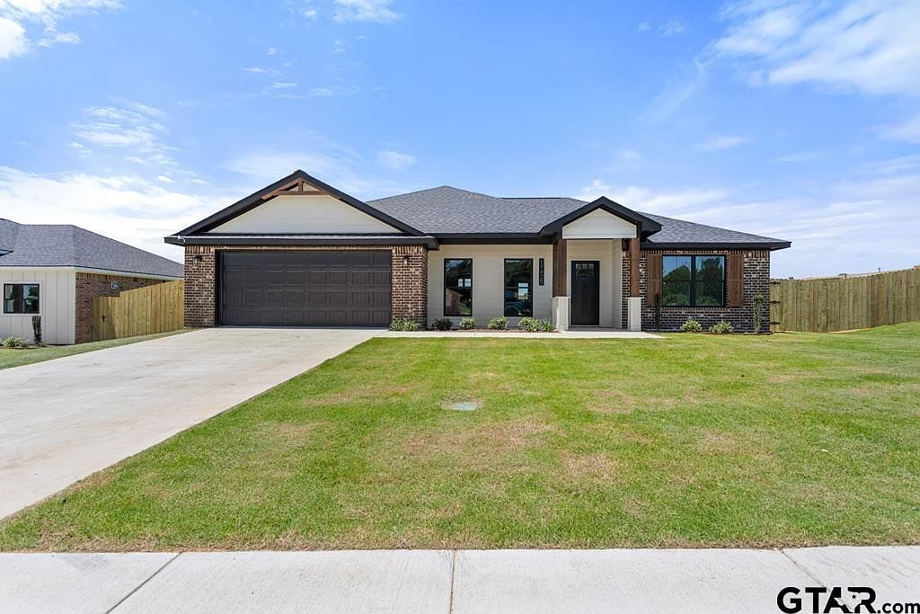17425 Crossing Cir, Lindale, TX 75771 | Zillow