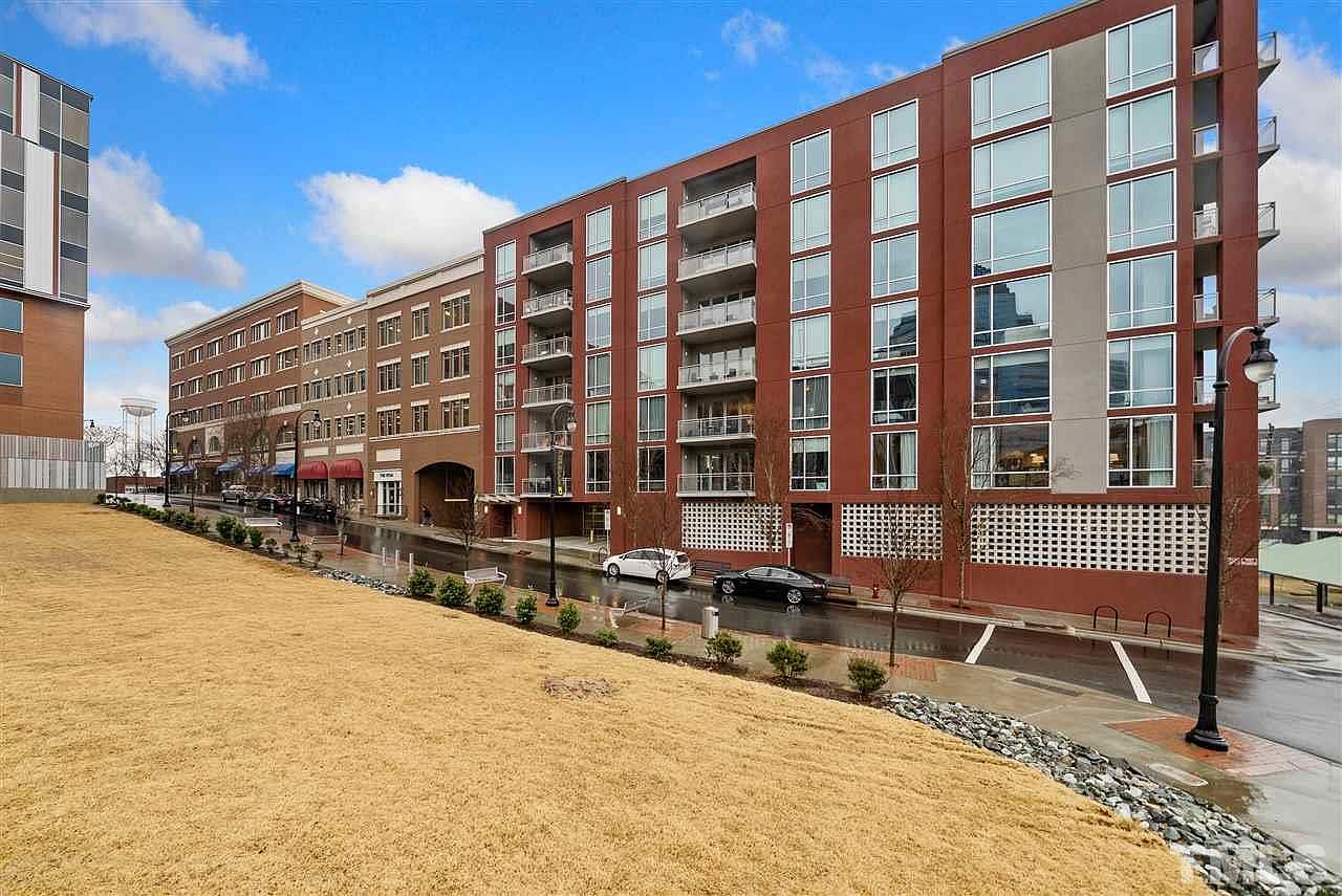 400 Hunt St #305, Durham, NC 27701 | Zillow