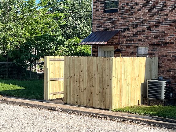 2715 Neeley St, Batesville, AR 72501 | Zillow