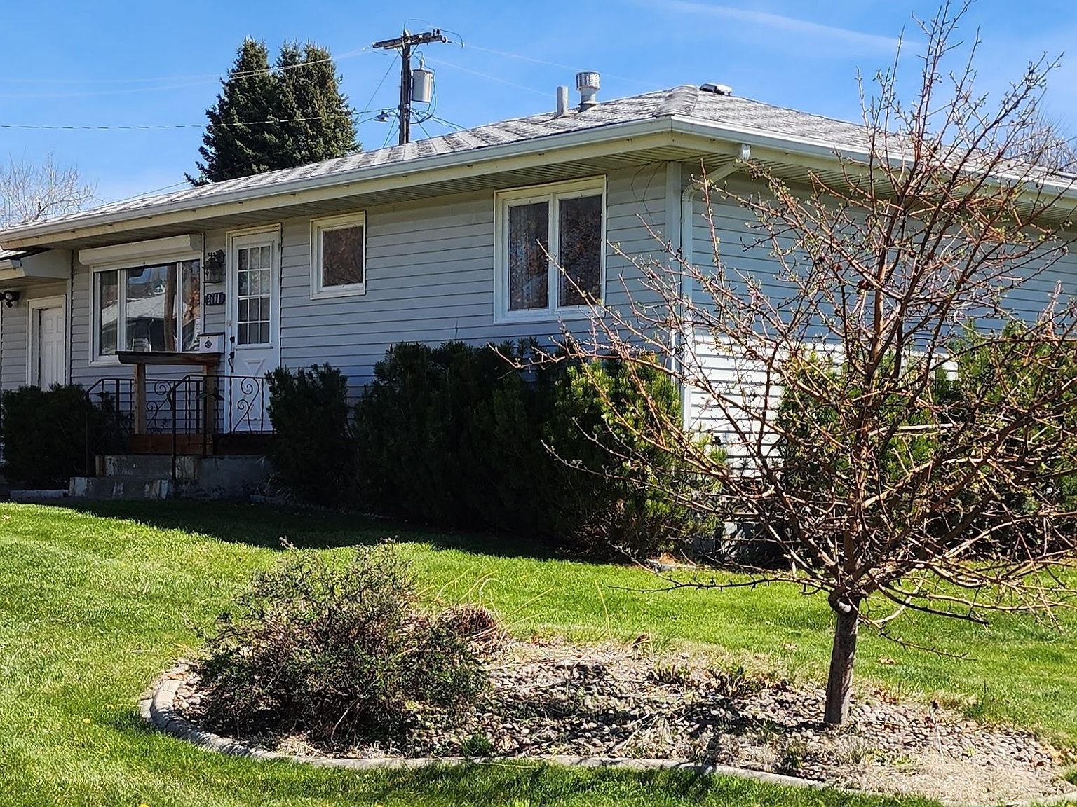 2601 4th St NE, Great Falls, MT 59404 | Zillow