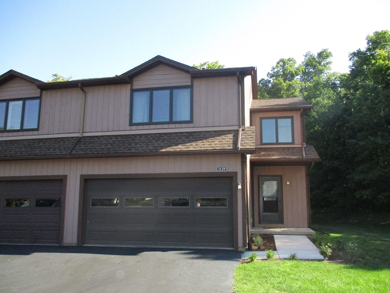 1129 Ridge Crest Dr, Victor, NY 14564 | Zillow