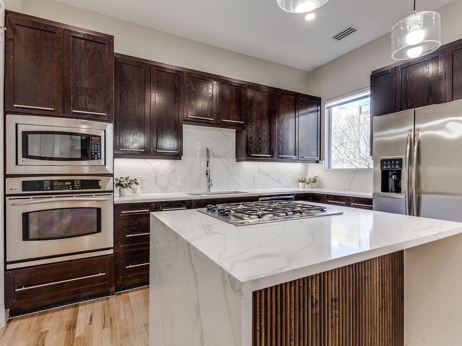 2339 Clark St, Dallas, TX 75204 | Zillow