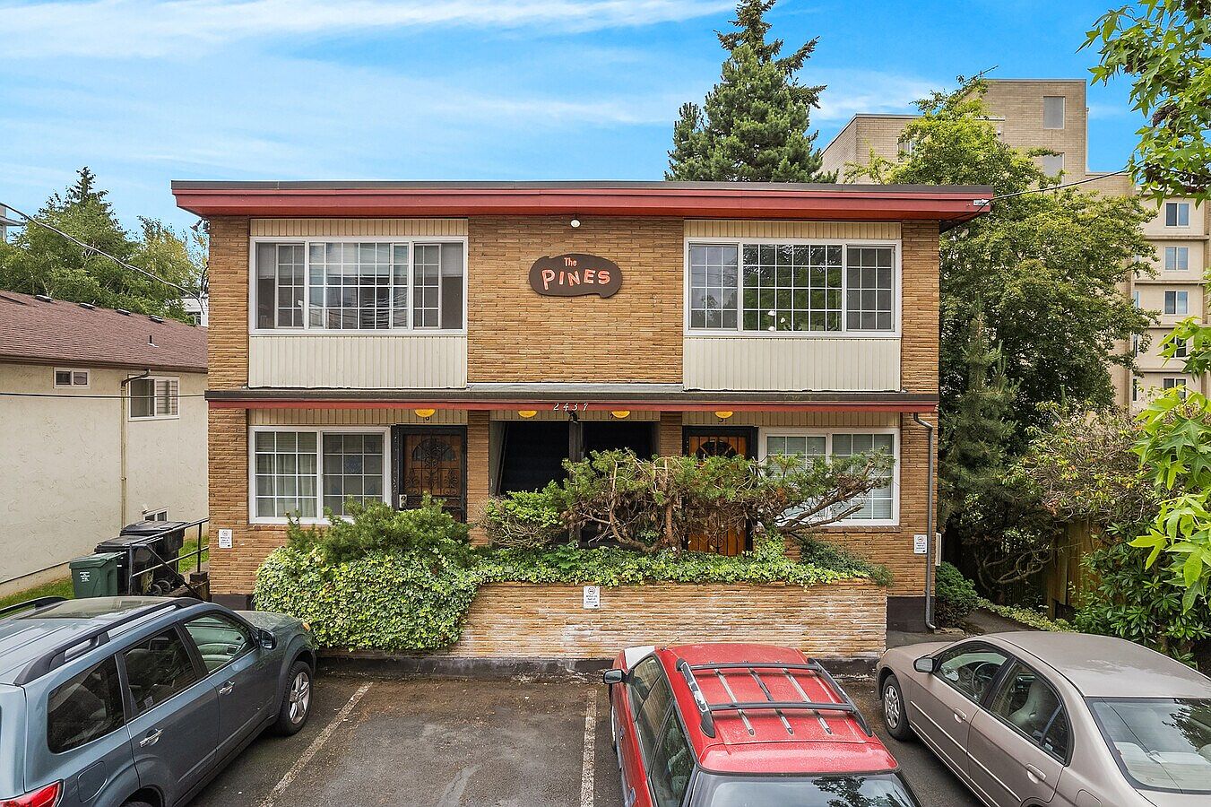 2437 NW 57th St APT 1, Seattle, WA 98107 | Zillow
