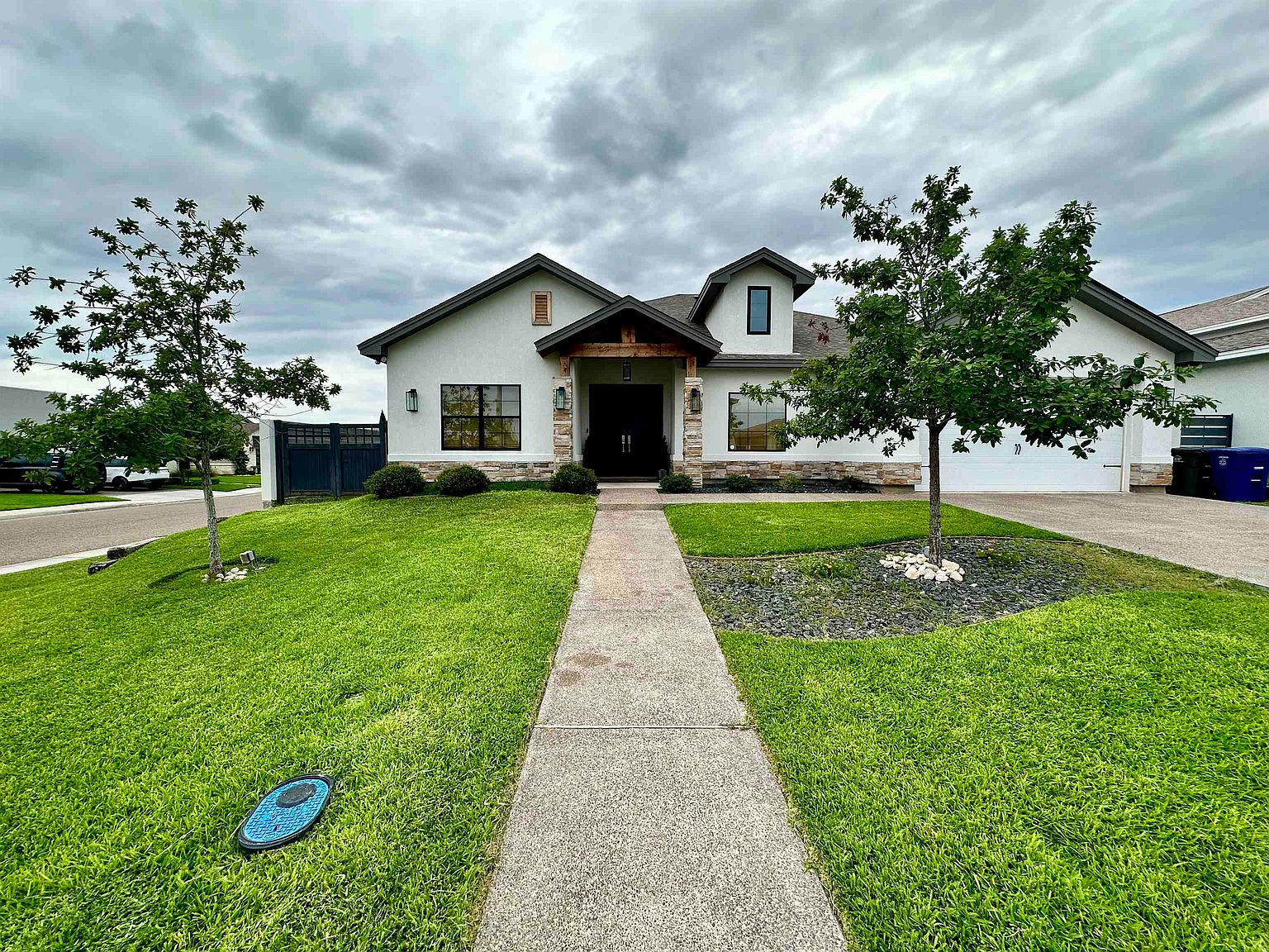 2802 Mario Puzo Dr, Laredo, TX 78041 | MLS #20232871 | Zillow