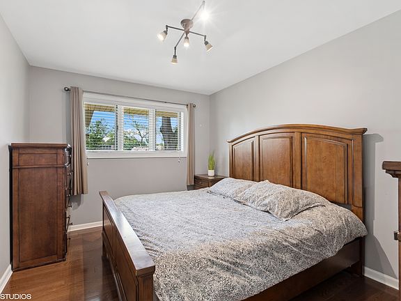 1416 E Green Ln, Mount Prospect, IL 60056 | MLS #11891247 | Zillow