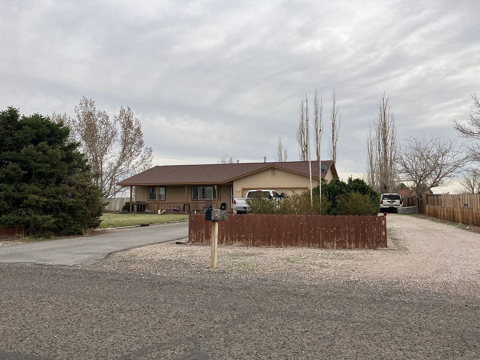 4015 Raven Dr, Fallon, NV 89406 | Zillow