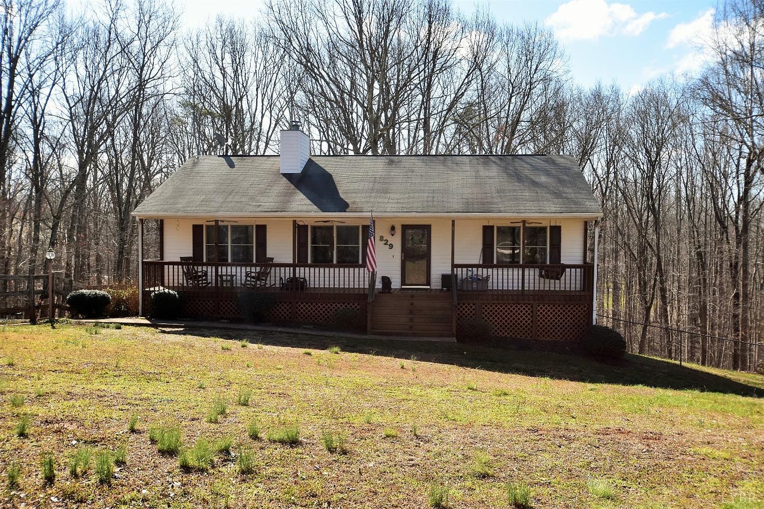 829 Monacan Park Rd, Madison Heights, VA 24572 | Zillow