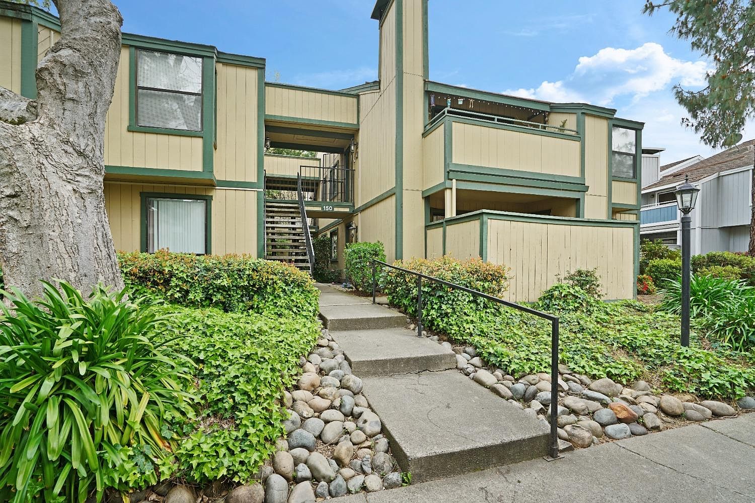 150 Del Verde Cir, Sacramento, CA 95833 | Zillow