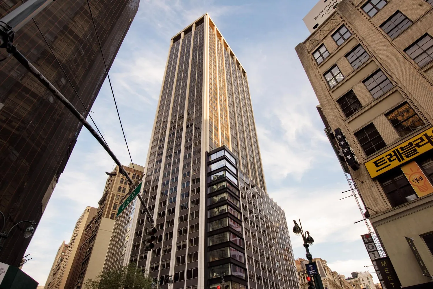 Nomad Tower at 1250 Broadway in Midtown South : Sales, Rentals, Floorplans | StreetEasy