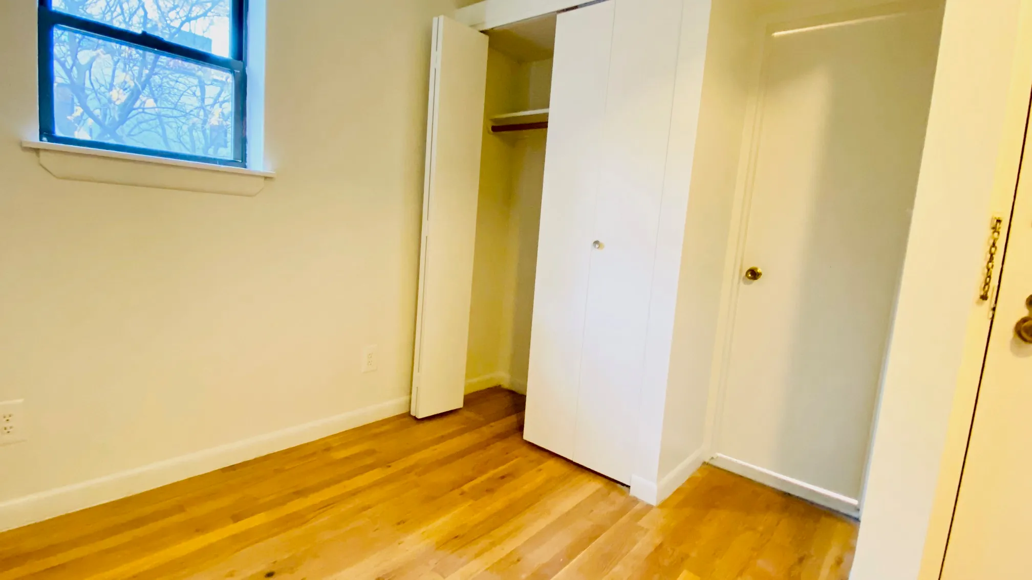 435 West 45th Street #2C in Hell's Kitchen, Manhattan | StreetEasy