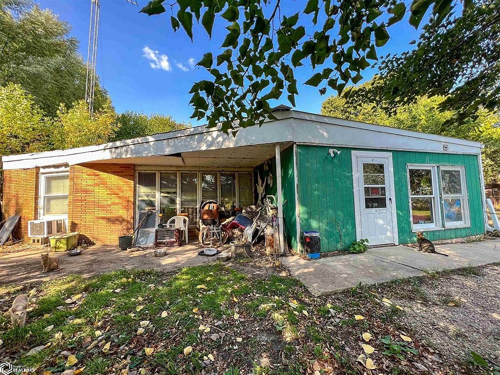 1909 Grouse Ave, Latimer, IA 50452 | Zillow