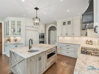 10915 Reed Rd, Monclova, OH 43542 | Zillow