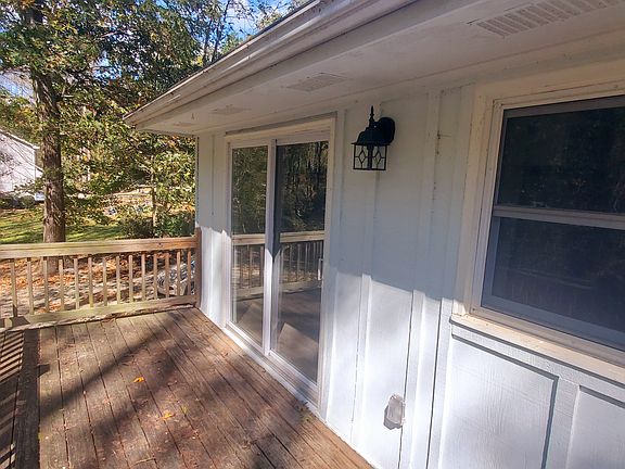 659 Salisbury Rd #1, Hendersonville, NC 28792 | Zillow
