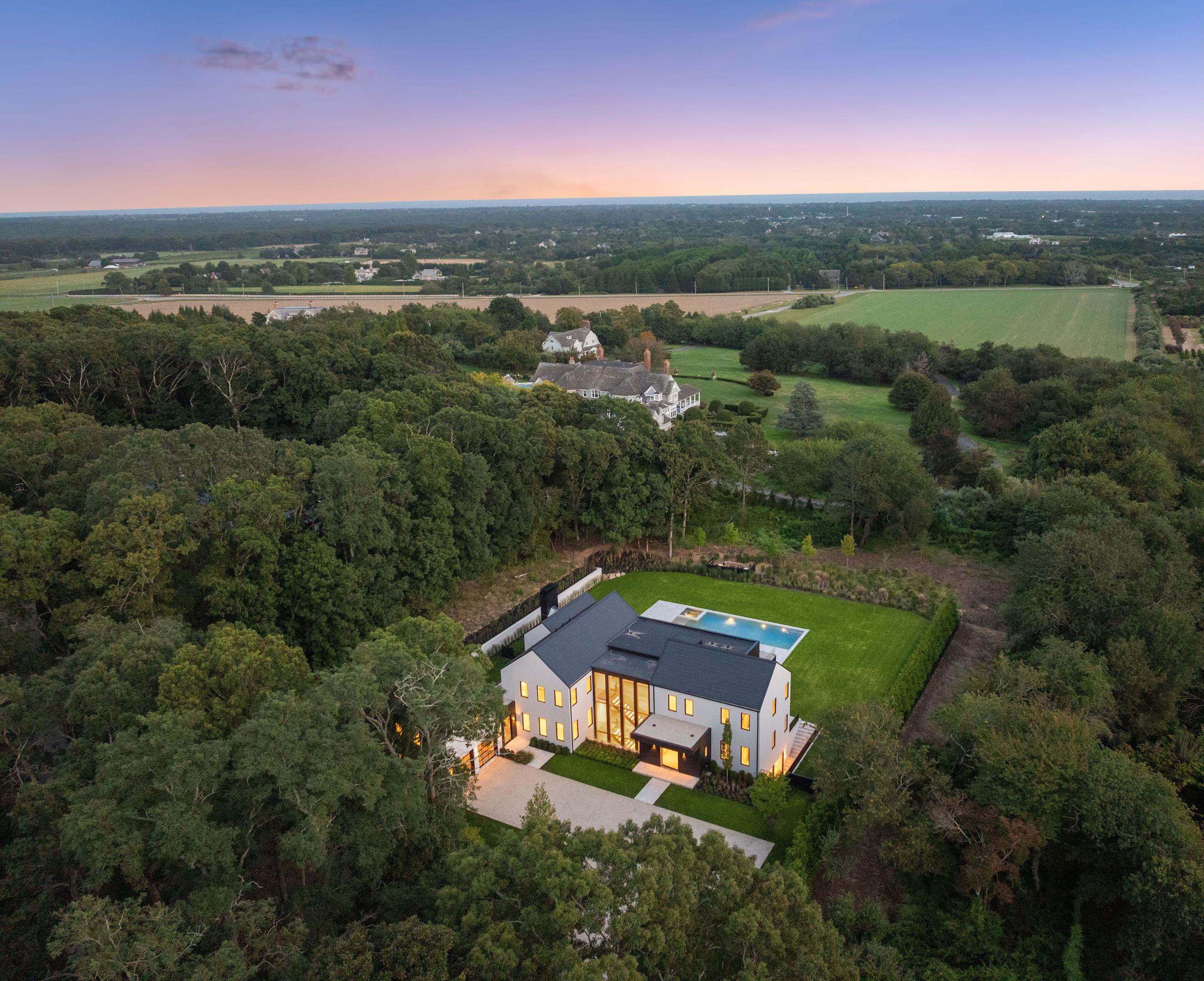 10 Mill Path, Bridgehampton, NY 11932 | Out East