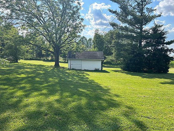 6454 Hitler Rd #2, Circleville, OH 43113 | Zillow