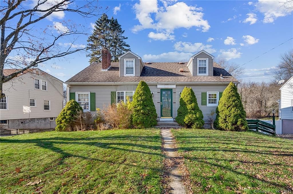 54 Maple Ave, Meriden, CT 06450 | MLS #170614105 | Zillow