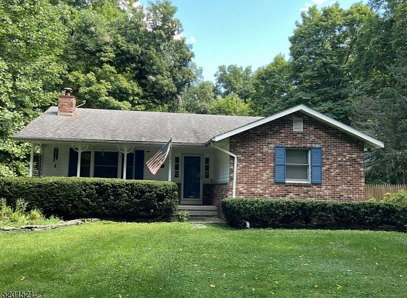 7 Heaters Ln, Layton, NJ 07851 | Zillow