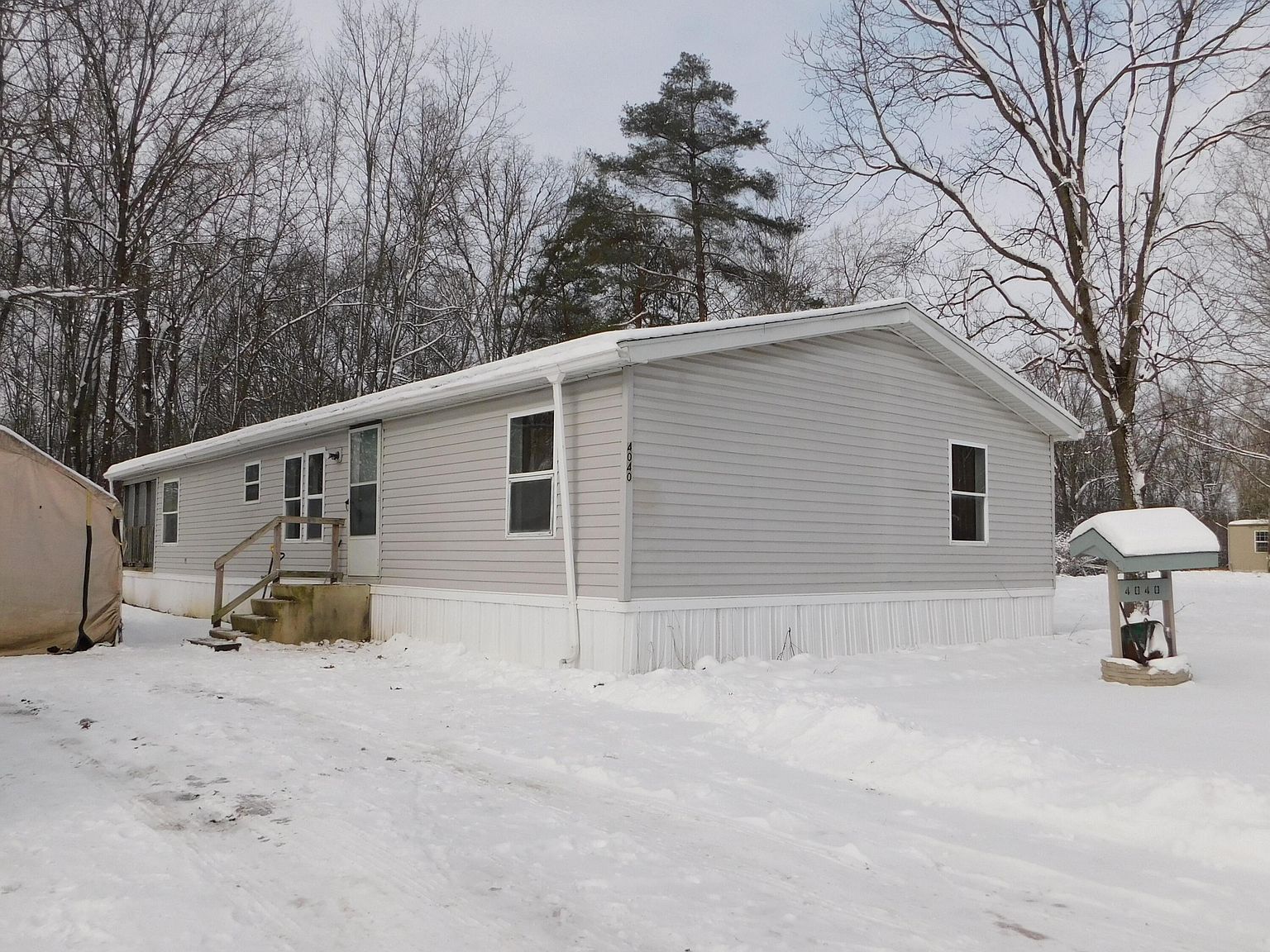 4040 Murdock Ct, Jackson, MI 49201 | Zillow