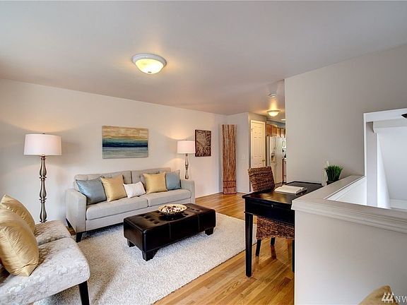 1211 NE 135th St, Seattle, WA 98125 | Zillow