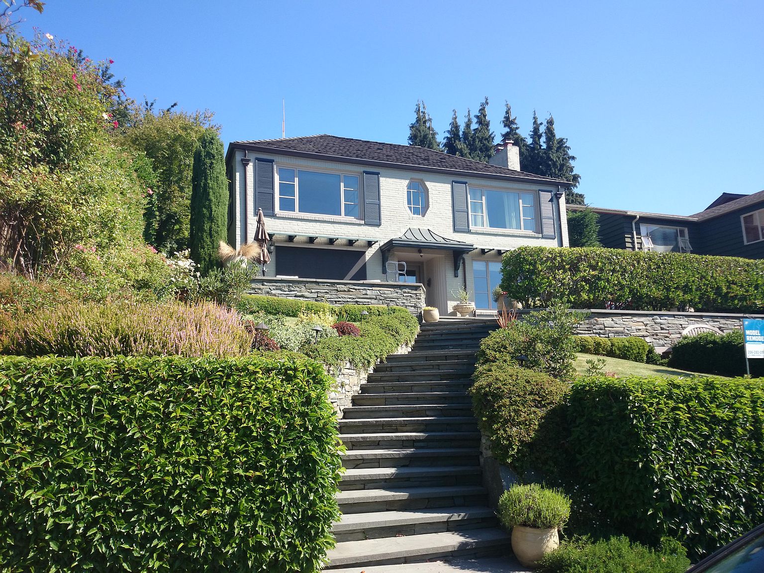 212 Ward St, Seattle, WA 98109 | Zillow
