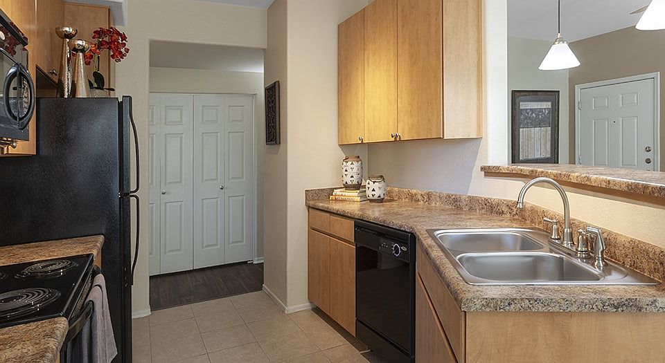 MAA LYON'S GATE - 3301 E Ray Rd Gilbert AZ | Zillow