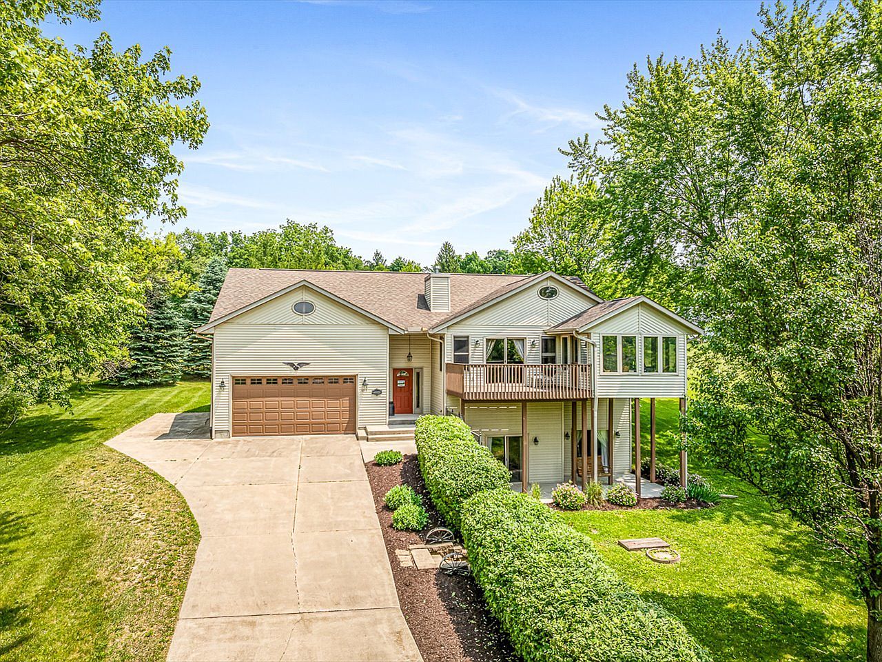 1375 Coven Cir, Davis, IL 61019 | Zillow