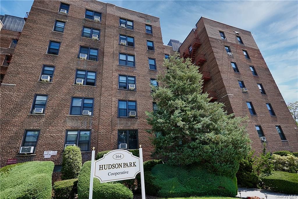 164 Church Street UNIT 3B, New Rochelle, NY 10805 | MLS #H6262188 | Zillow