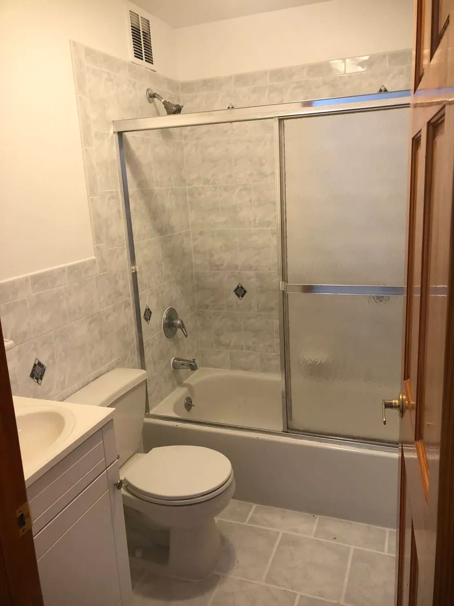 290 Broadway #2 in Williamsburg, Brooklyn | StreetEasy