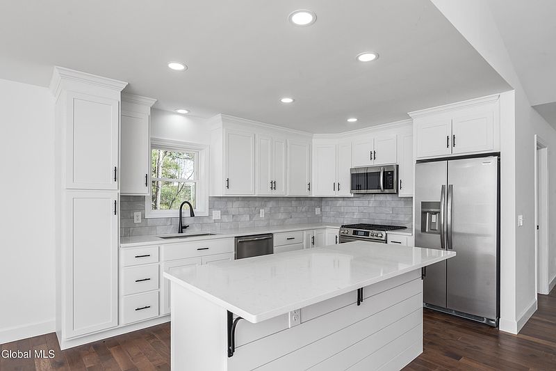 1379 NY-146, Rexford, NY 12148 | Zillow