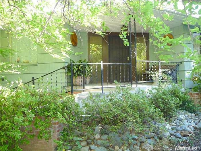 195 Channing Way, Auburn, CA 95603 | Zillow