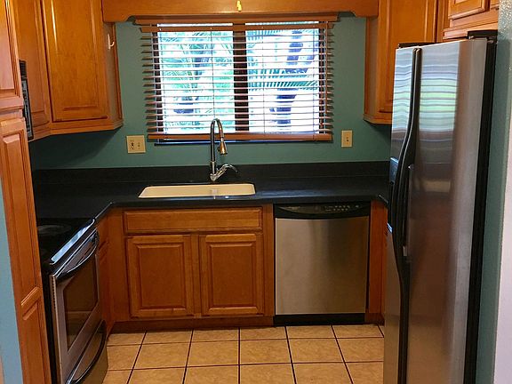 15 Kulanihakoi St APT 1, Kihei, HI 96753 | Zillow