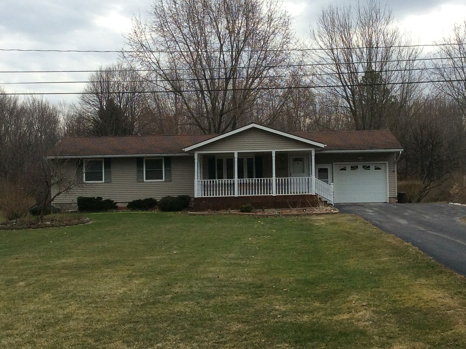 3957 Brick Schoolhouse Rd, Hamlin, NY 14464 | Zillow