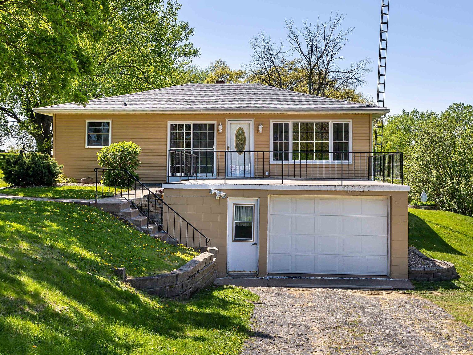 1259 Sandy Ln, Hazel Green, WI 53811 | Zillow