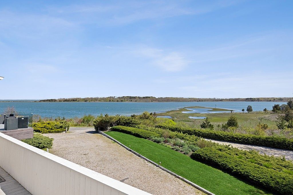 84 Inlet Rd E, Southampton, NY 11968 | MLS #358164 | Zillow