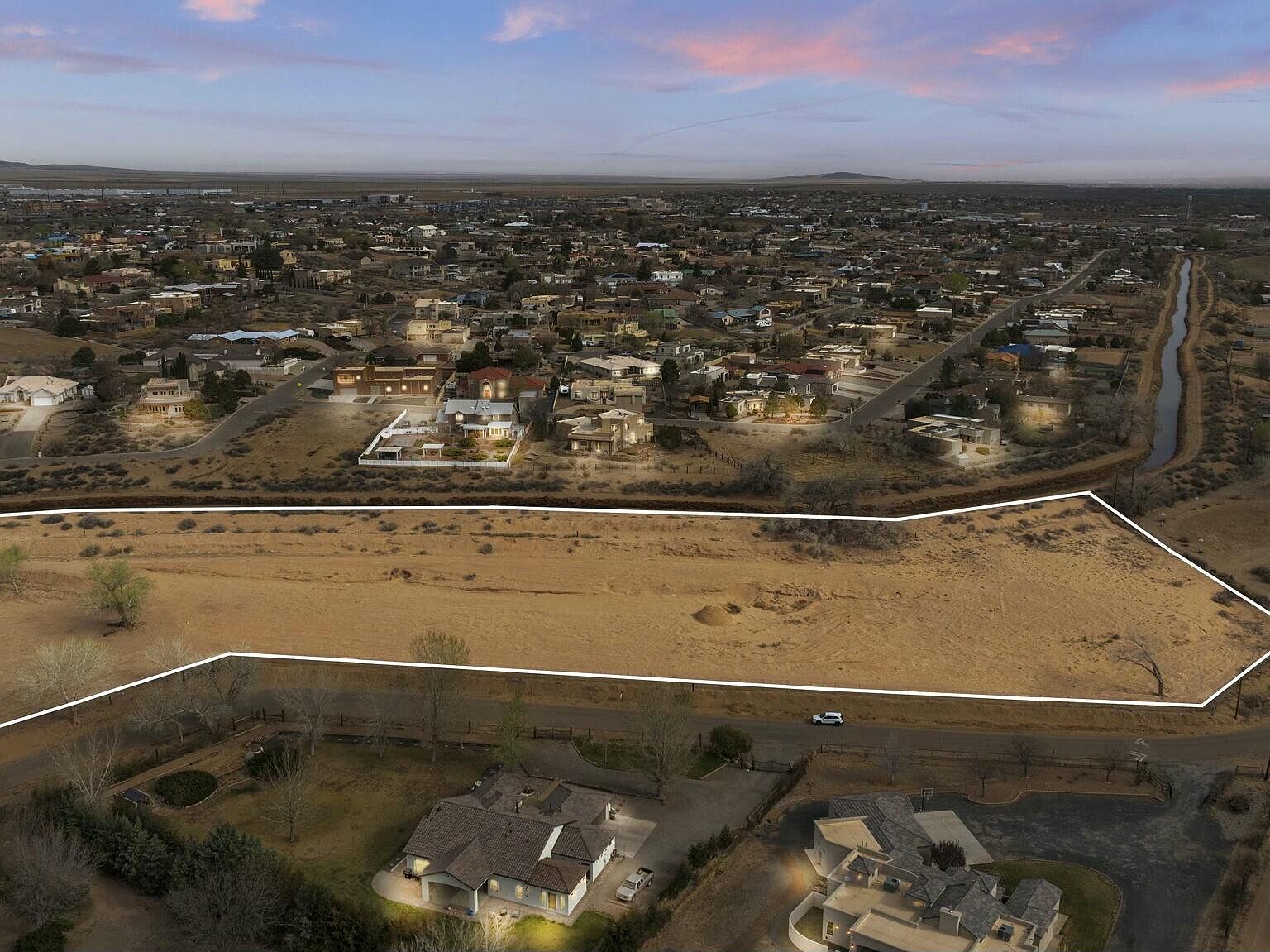 1361 Sichler Rd, Los Lunas, NM 87031 | MLS #1081040 | Zillow