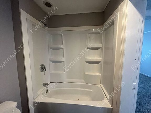 2814 Crooks Rd, Royal Oak, MI 48073 | Zillow